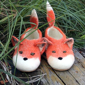 Red Fox Slippers, Handmade Eco Wool Flat Shoes/toy, Natural, Felting ...
