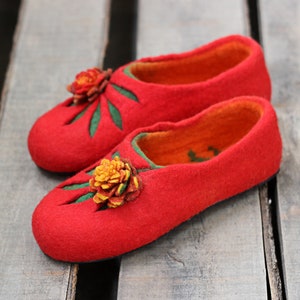 Mexican Marigold Flowers Felted All-season Slippers, Custom Women Clogs ...