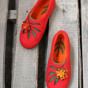 Mexican Marigold Flowers Felted All-season Slippers, Custom Women Clogs ...