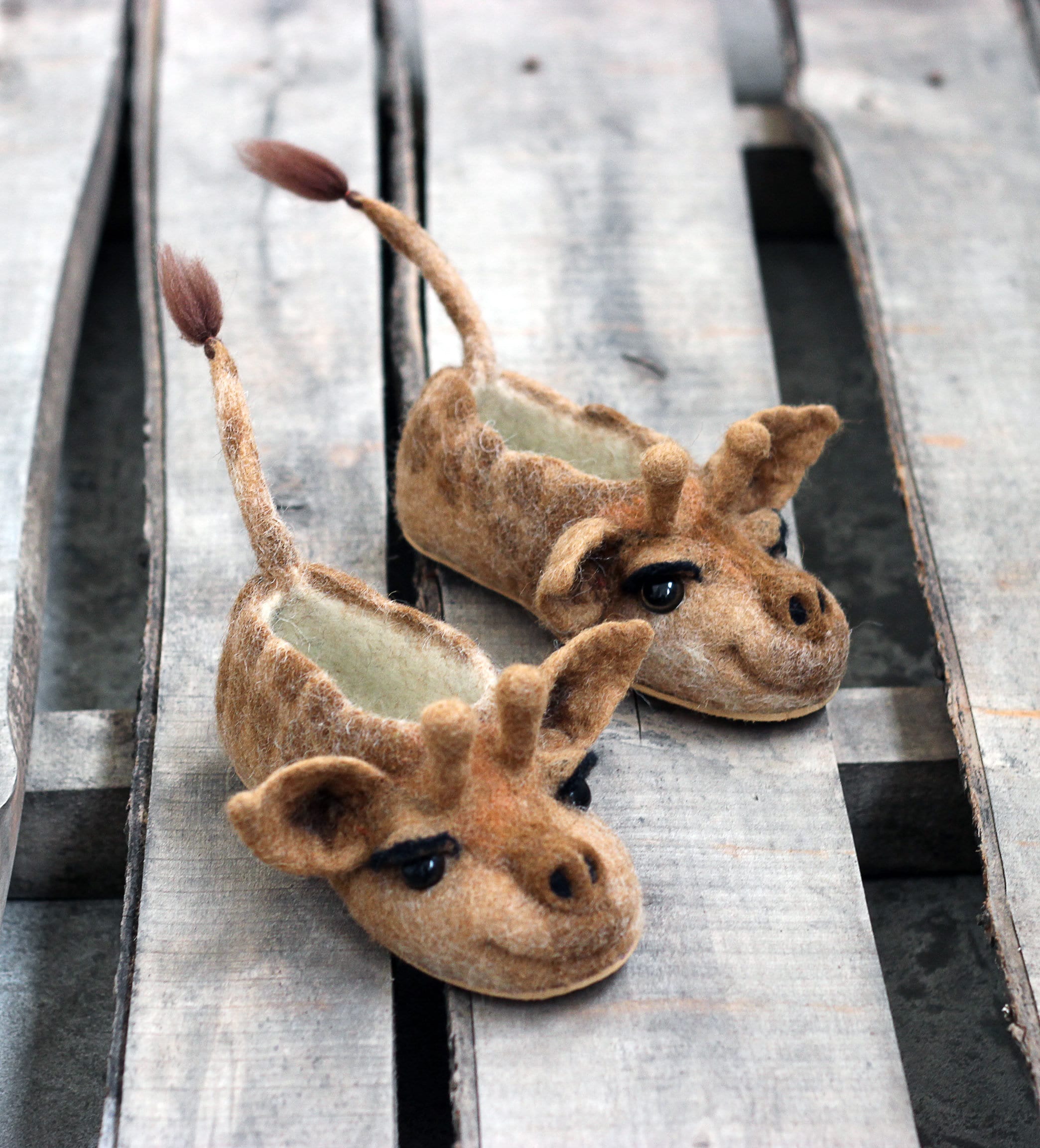 Giraffes slippers african animals custom slippers handmade | Etsy