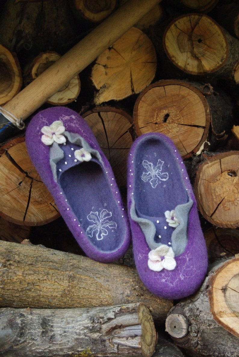 Lavender wool felted clogs slippers personalized wool shoes | Etsy