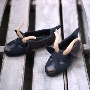 Black Goat Premium Slippers, Farm Animals, Custom Handmade Felt Wool ...
