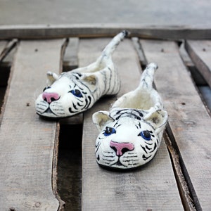 White Tiger Premium Slippers, Tigers Handmade Eco Wool Flat Shoes/toy ...