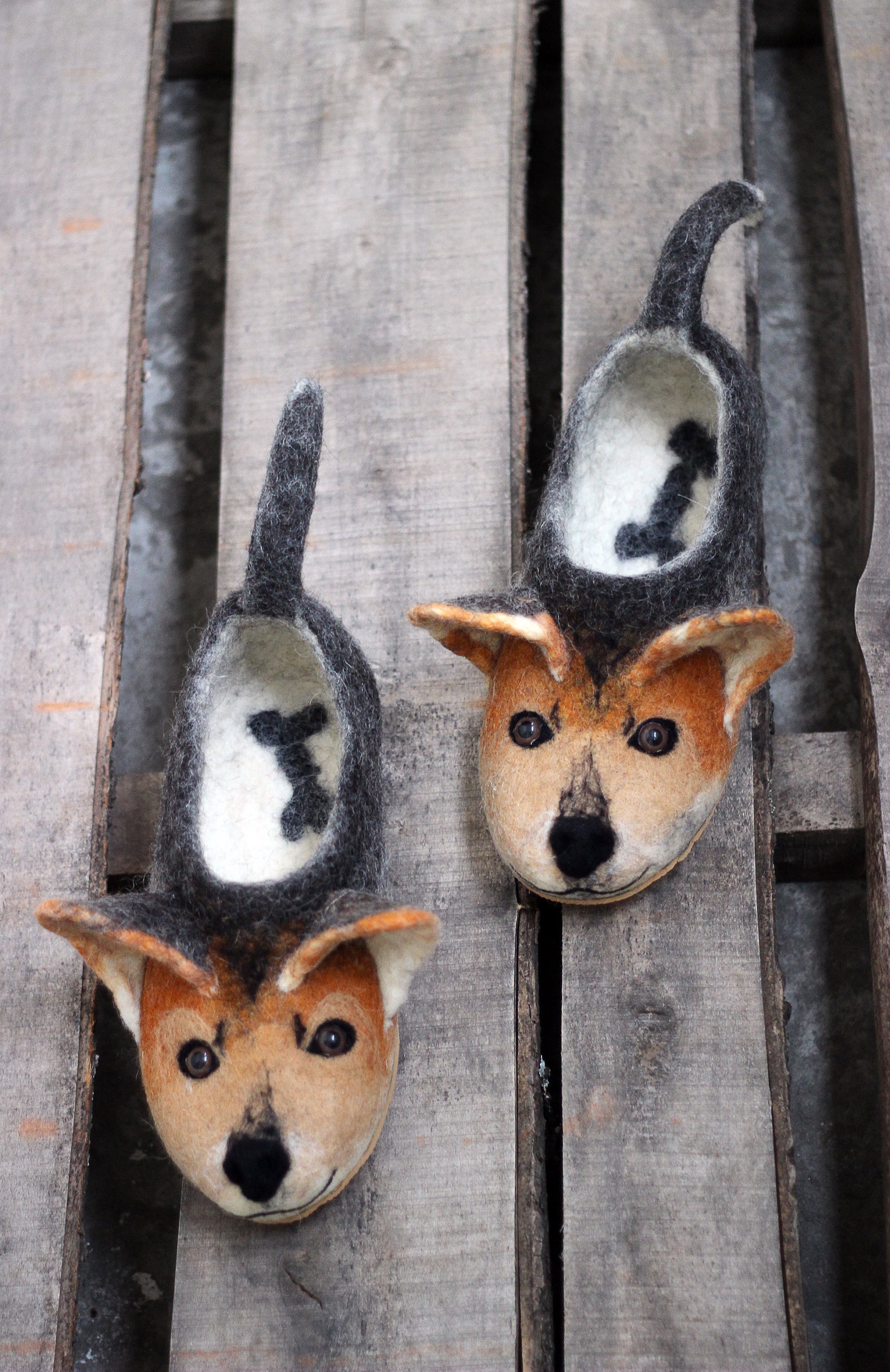 Welsh Corgi Dog Slippers Handmade Wool Shoes/toy Corgi Dogs - Etsy