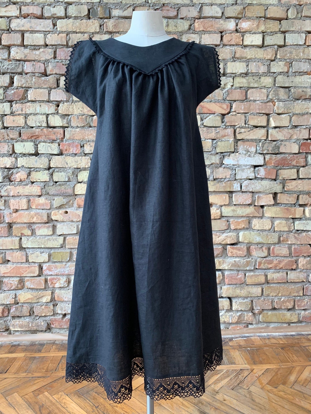 Victorian Nightgown, Vintage Sleepwear, 1800s Sleepdress, Old Fashioned ...