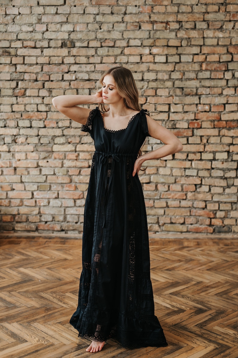 Victorian Nightdress, Vintage Night Gown, Black Nightie, Old Fashion ...