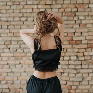 Victorian Underwear, Vintage Pajamas, 1800s Sleepwear, Historical ...