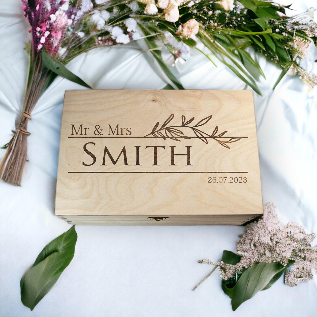 Personalized Wedding Box | Gifts for Girlfriend, Boyfriend | Engagement ...