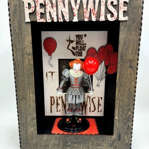 Full Size Stephen Kings IT Pennywise Shadow Box With Battery Powered ...