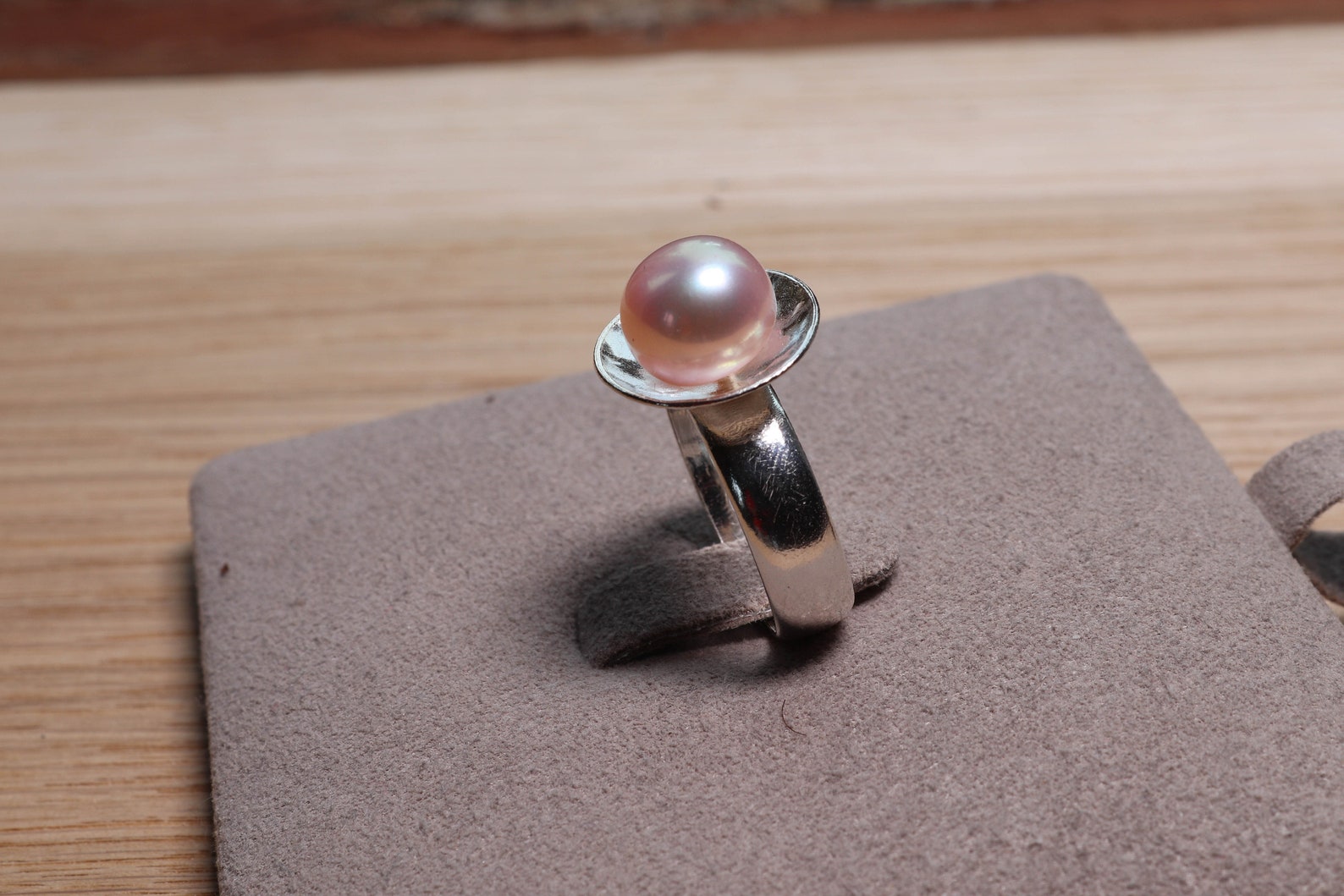 Pearl ring Pink Pearl engagement ring stacking ring | Etsy