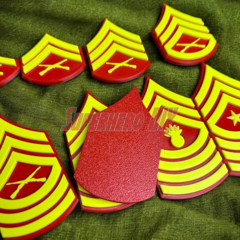 USMC Enlisted Rank Insignia | NCO & SNCO Rank Display | Marine Corps ...