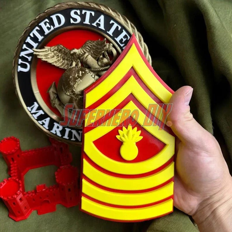 USMC Enlisted Rank Insignia | NCO & SNCO Rank Display | Marine Corps ...