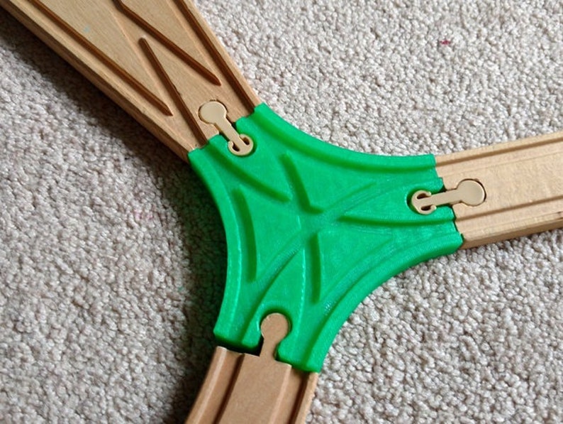 3-WAY Triangle Junction Track Piece Compatible With Brio or Wooden ...