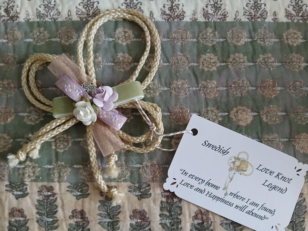 Swedish Love Knot Unique Gift and Home Decor - Etsy