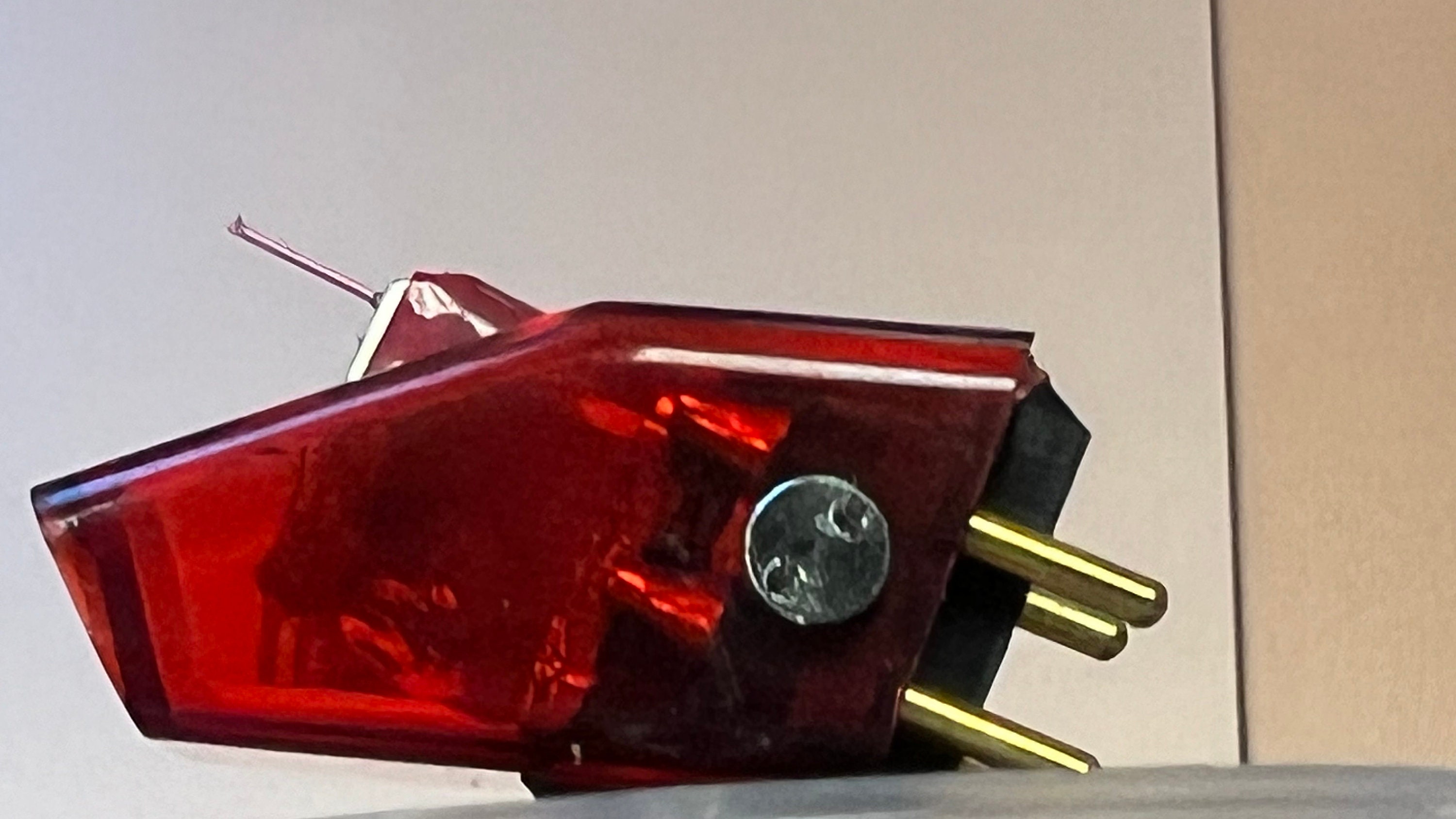 Dynavector 10X4 High Output Moving Coil Phono Cartridge Ruby Cantilever ...
