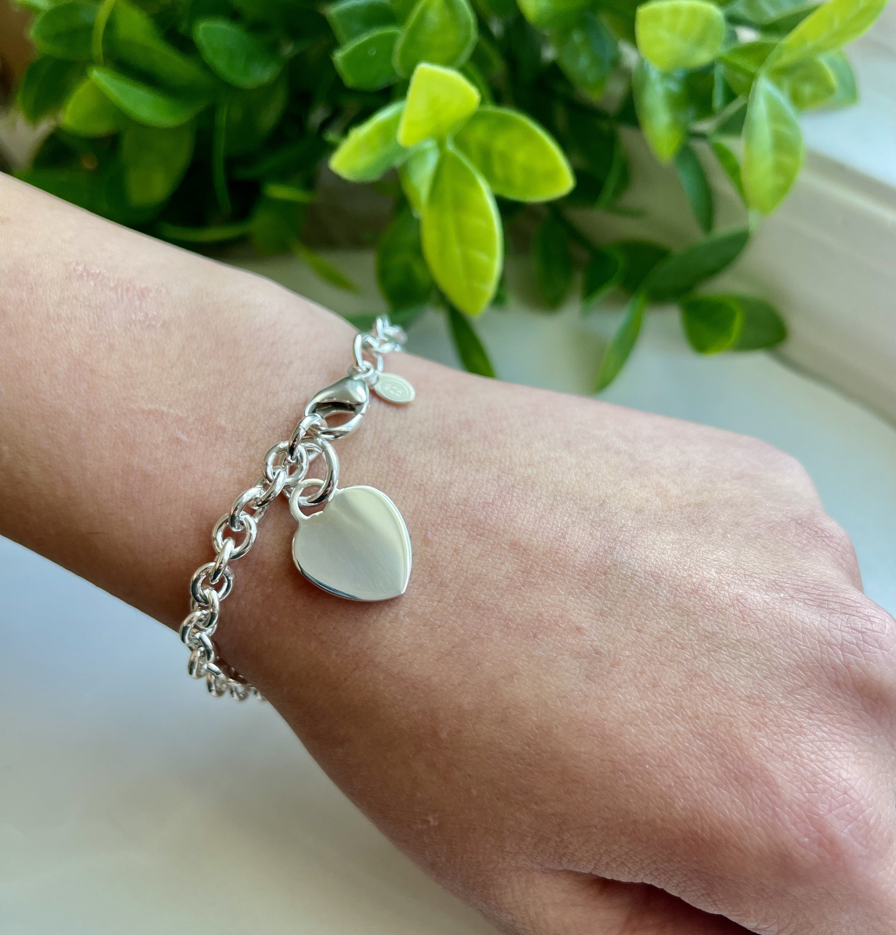 Heart charm bracelet silver store