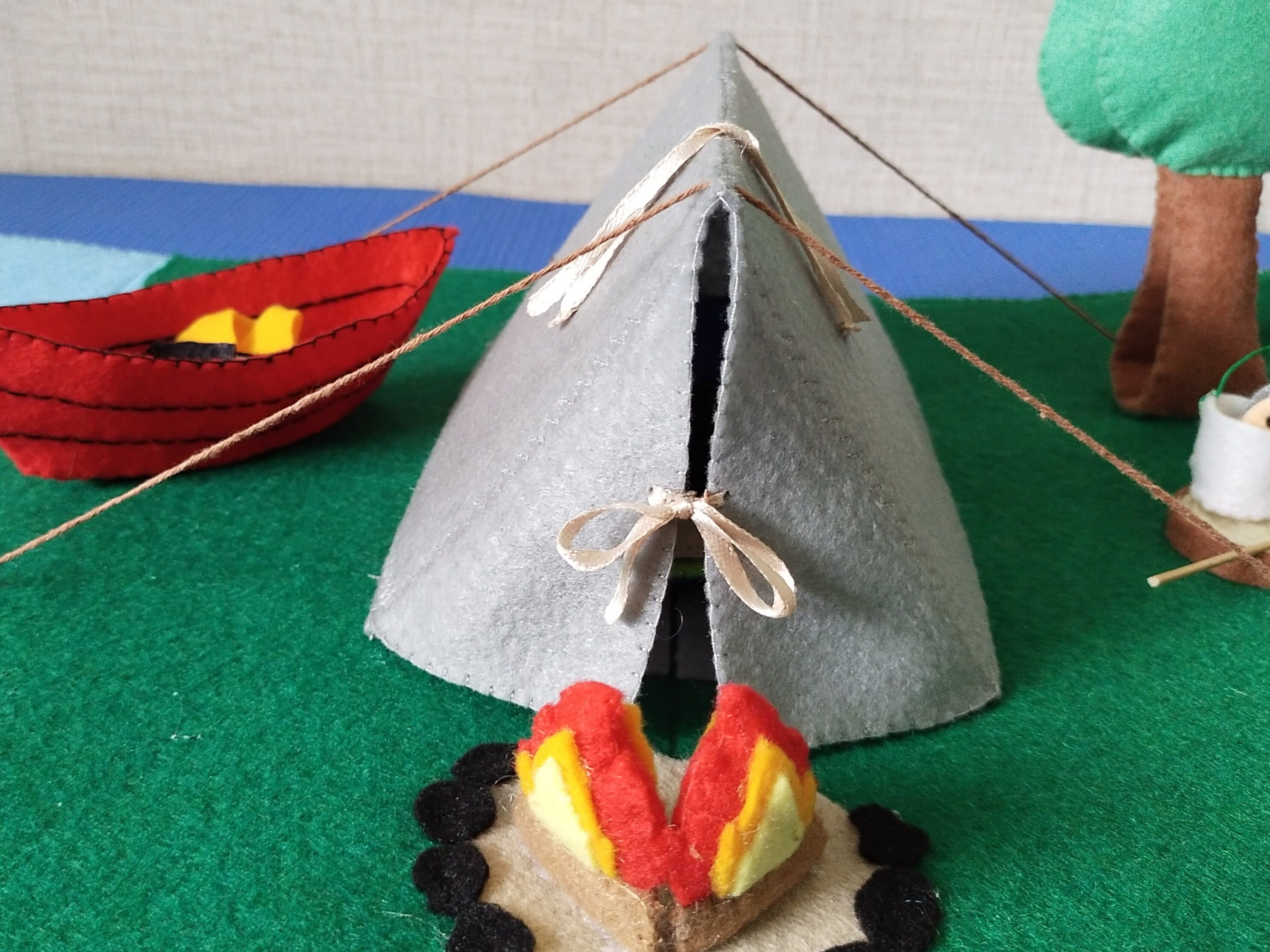 Felt Doll Summer Camp Tent: PDF Pattern & Tutorial - Etsy