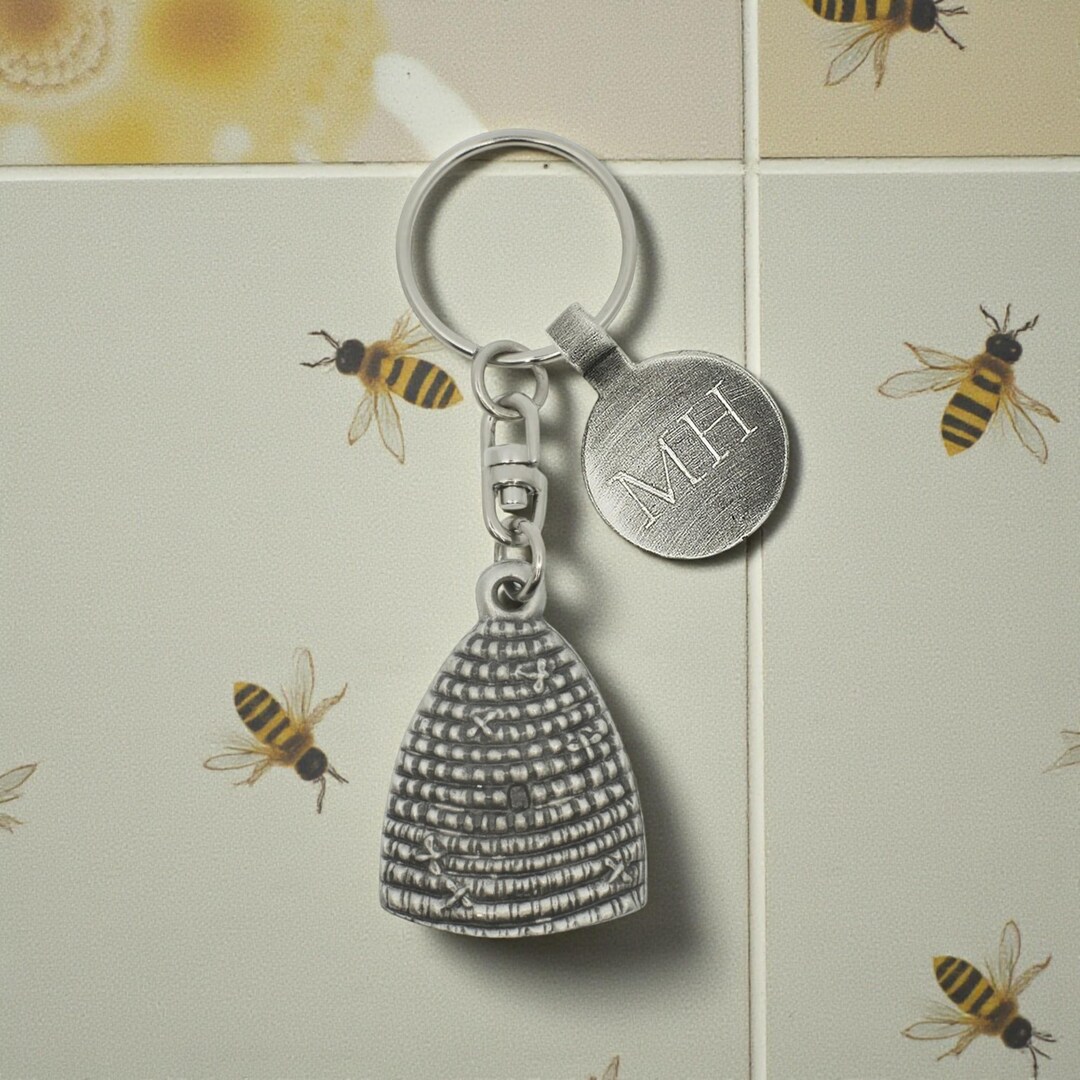 Personalised English Made Pewter Bee Hive Keyring Presented in Velvet ...