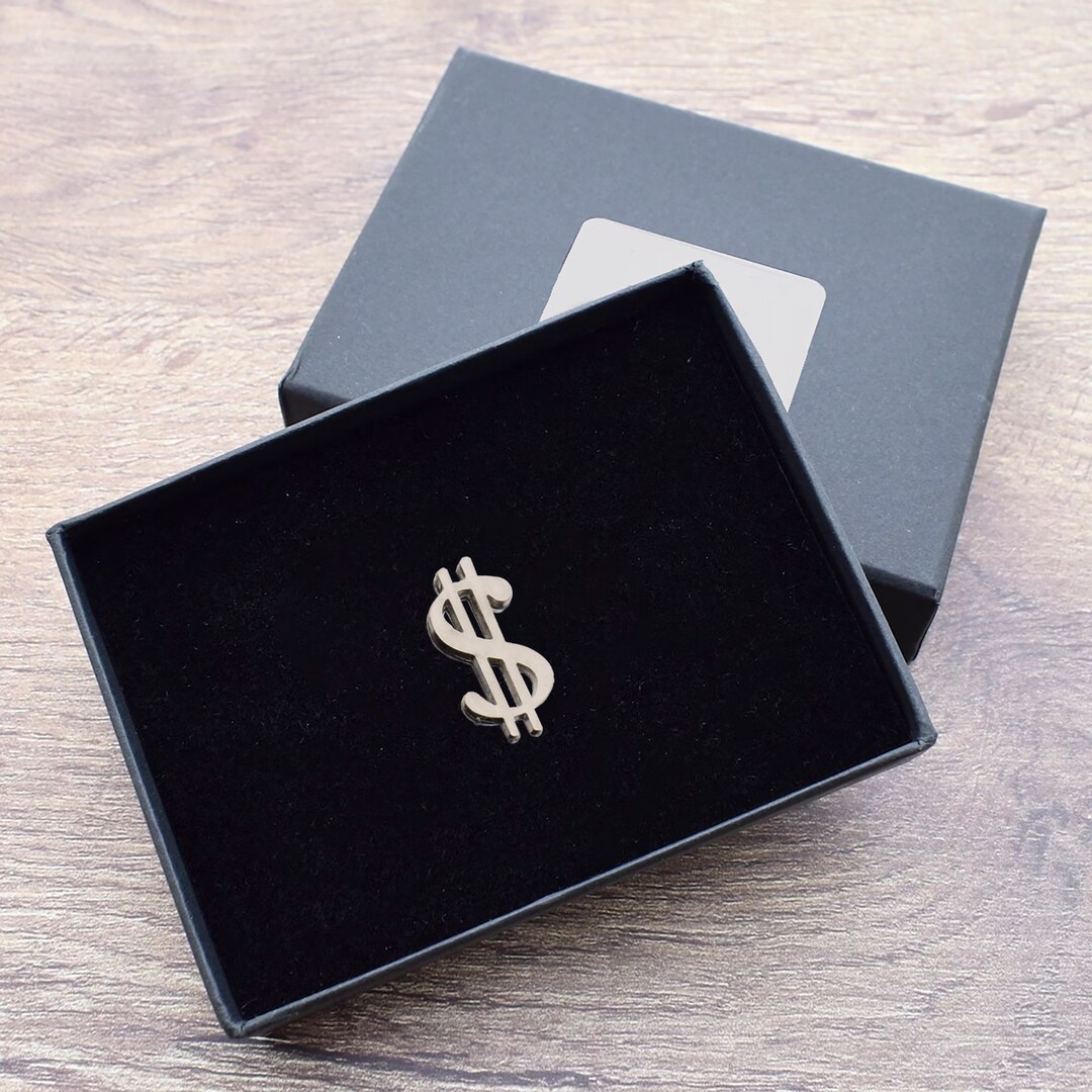 Dollar Symbol Money Design Lapel Pin Badge in Engraved Personalised ...