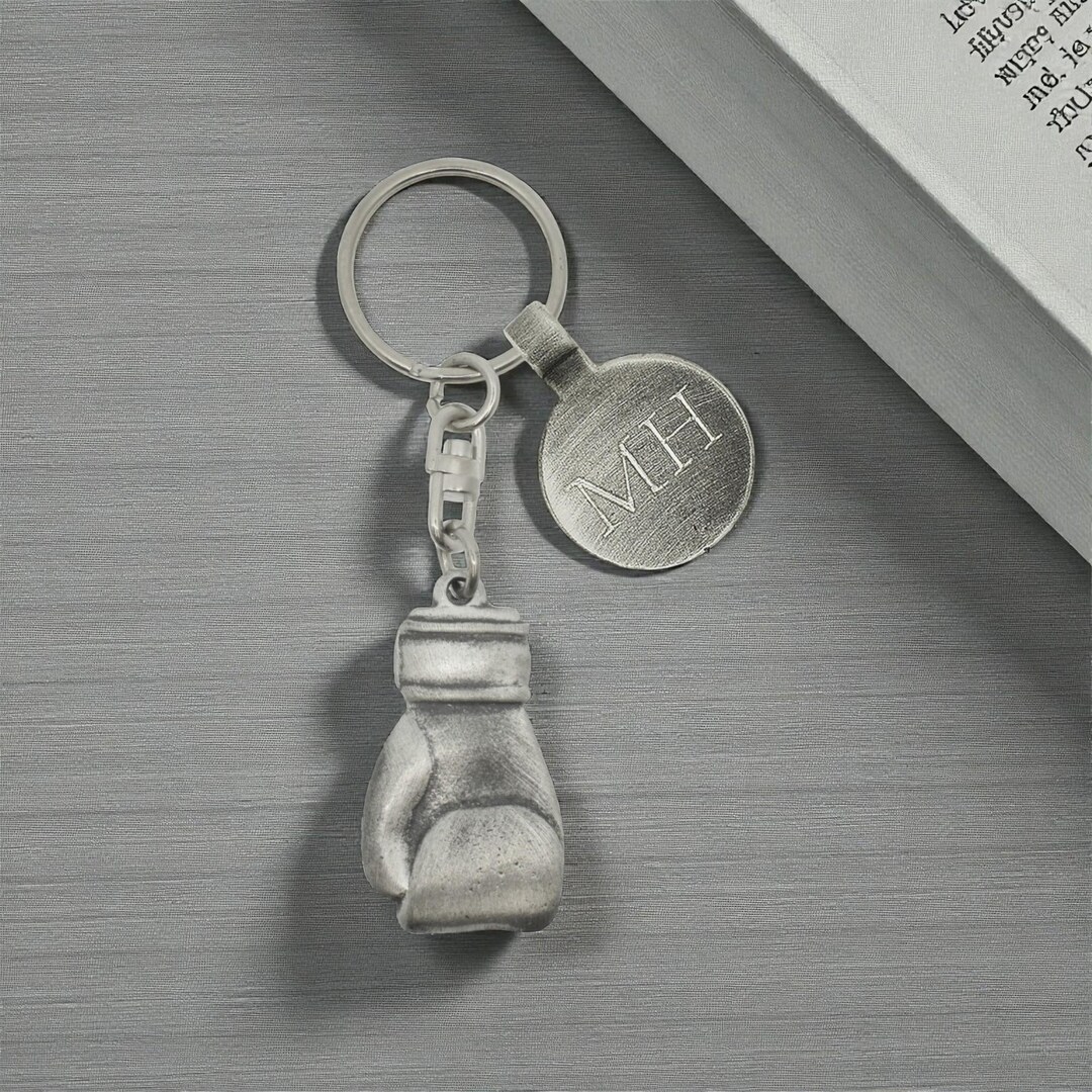 Personalised English Made Pewter Boxing Glove Keyring Presented in ...