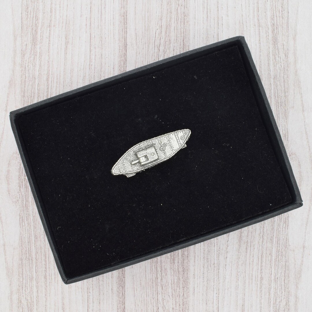 English Made Pewter WW1 Army Tank Design Lapel Pin Badge in Engraved ...