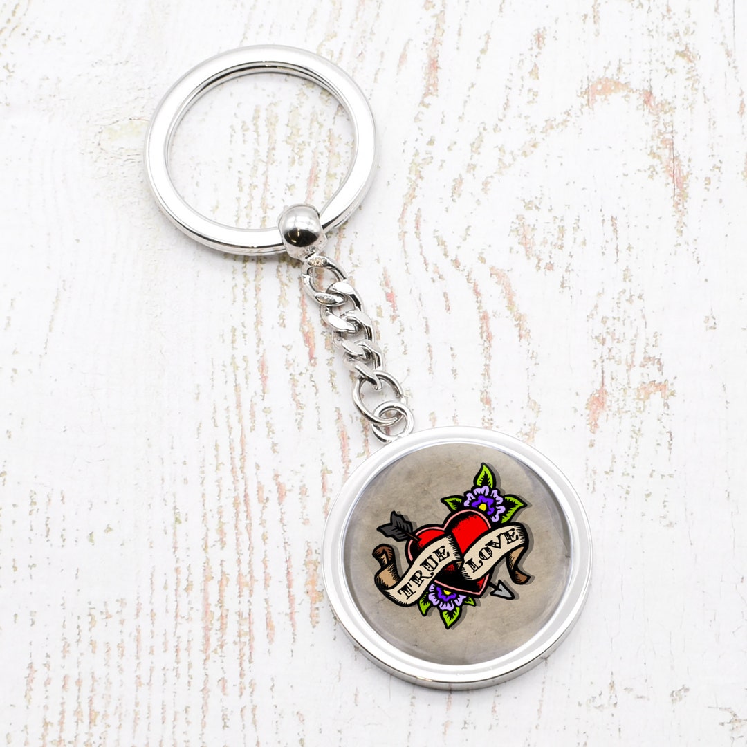 Beautifully Made True Love Heart Design Round Keyring With Personalised ...