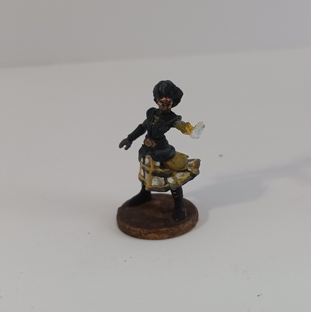 Sorcerer Wizard Hufflepuff Student Miniature Dungeons and Dragons ...