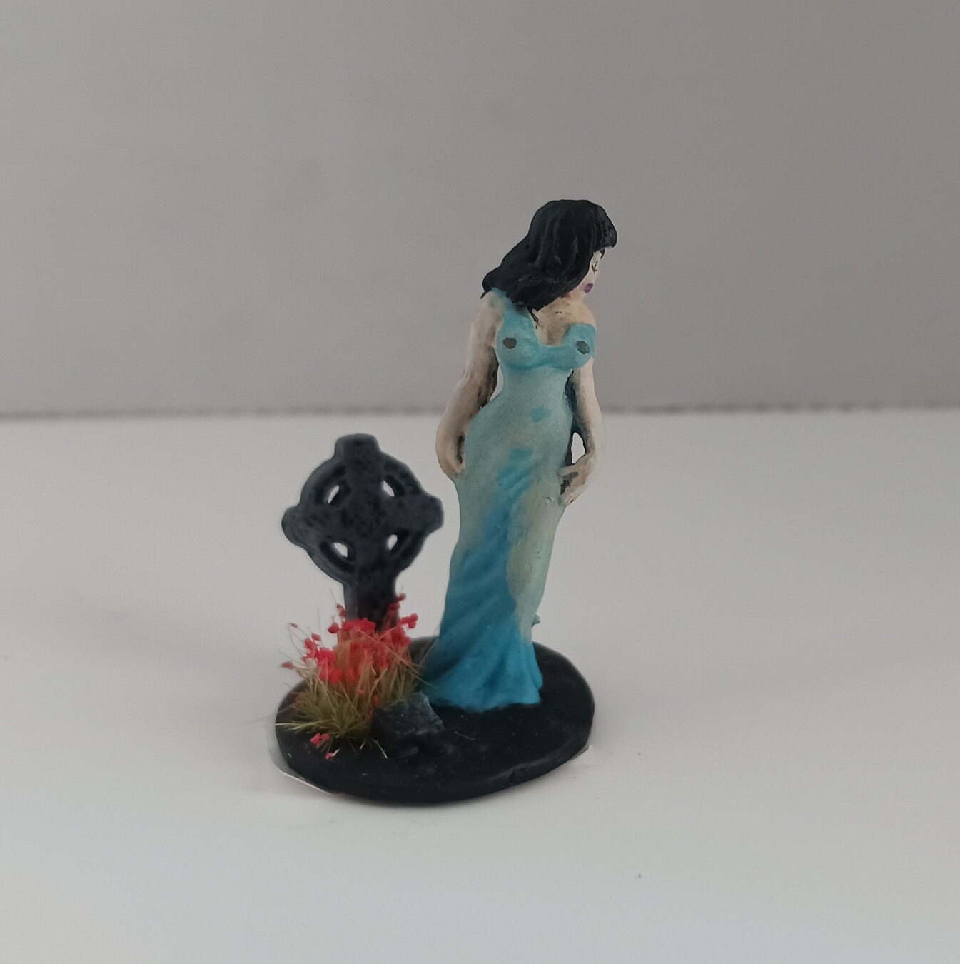 Undead Vampire Goth Girl Bride Miniature Dungeons & Dragons - Etsy