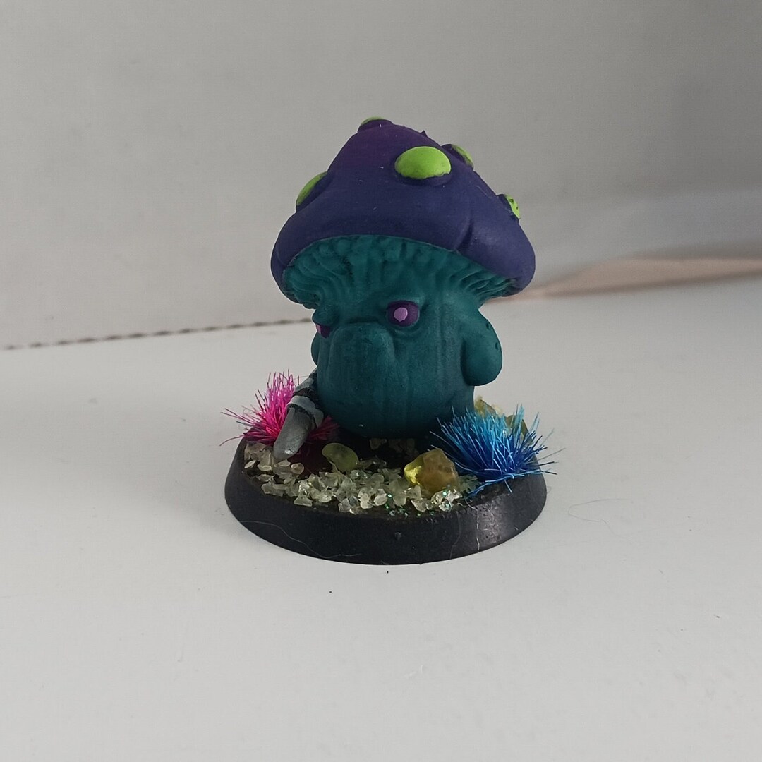 Myconid Mushroom Miniature Figure Dungeons and Dragons Painted - Etsy