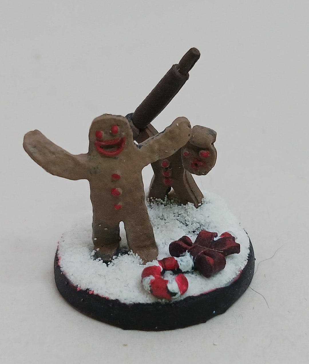 Miniature Murder Gingerbread Man Dungeons & Dragons Hand Painted - Etsy