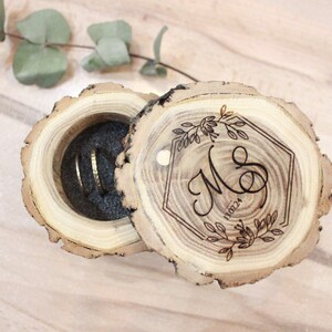 Personalized Rustic Wood Ring Box: Engraved Wedding Keepsake - Etsy