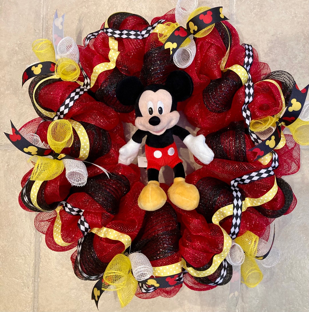 Mickey/minnie Mouse Wreath - Etsy
