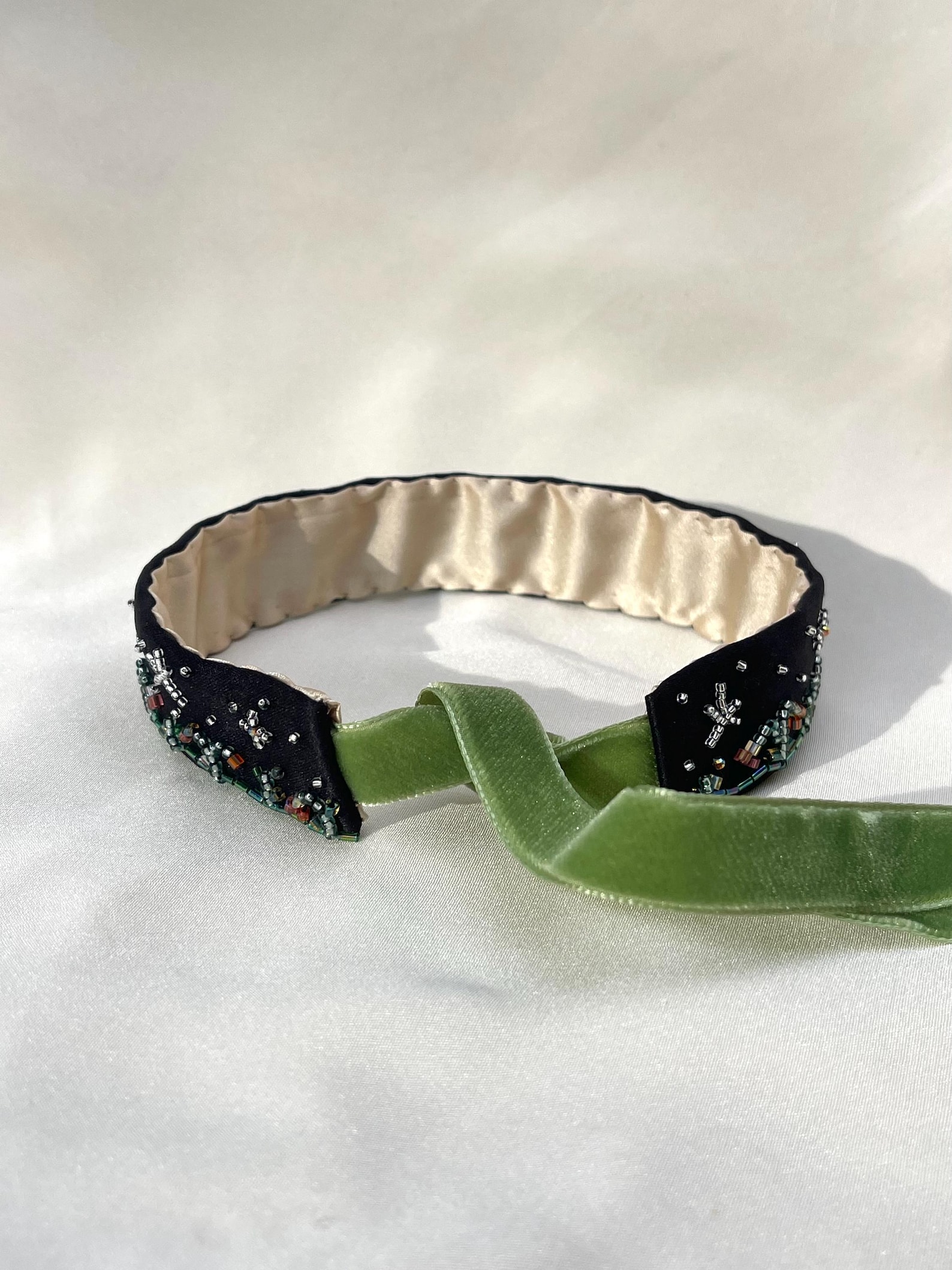 Textile Choker, Hand Embroidery, Satin Choker, Accessories, Embroidered ...