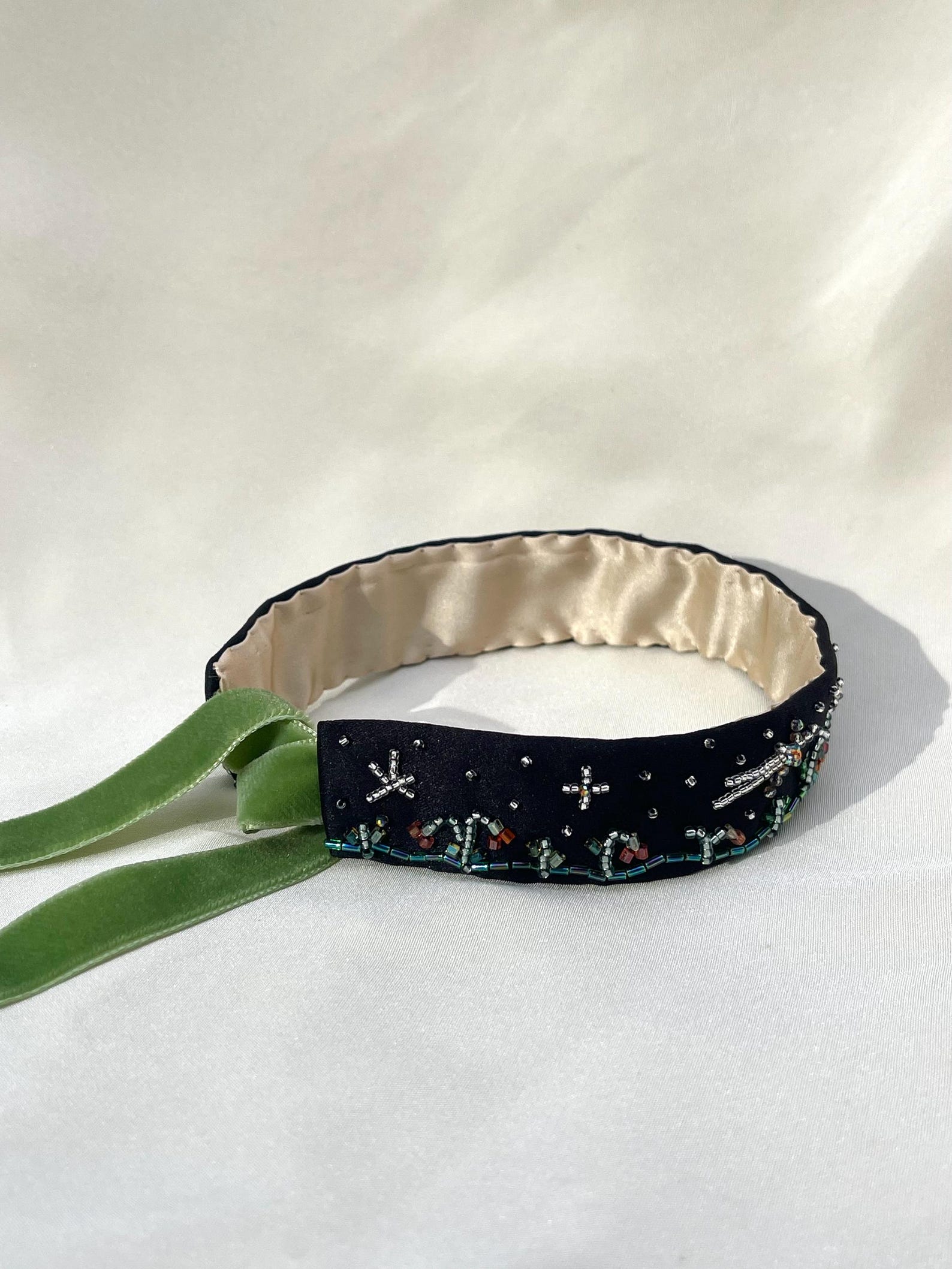Textile Choker, Hand Embroidery, Satin Choker, Accessories, Embroidered ...