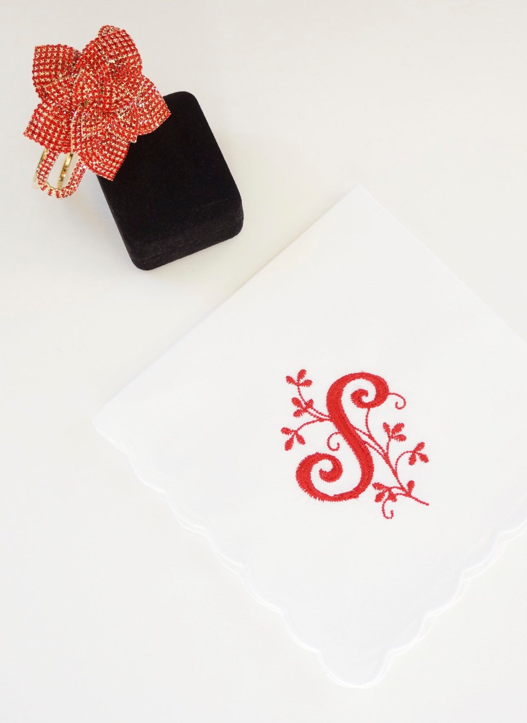 JARDIN MONOGRAM Greenery Design Embroidered Monogrammed - Etsy