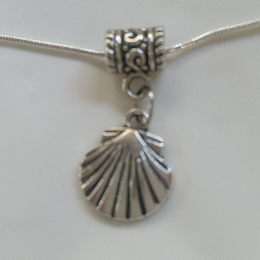 16' ,.925 Snake Chain With Scallop Hanging Scallop Shell Charm : Camino ...