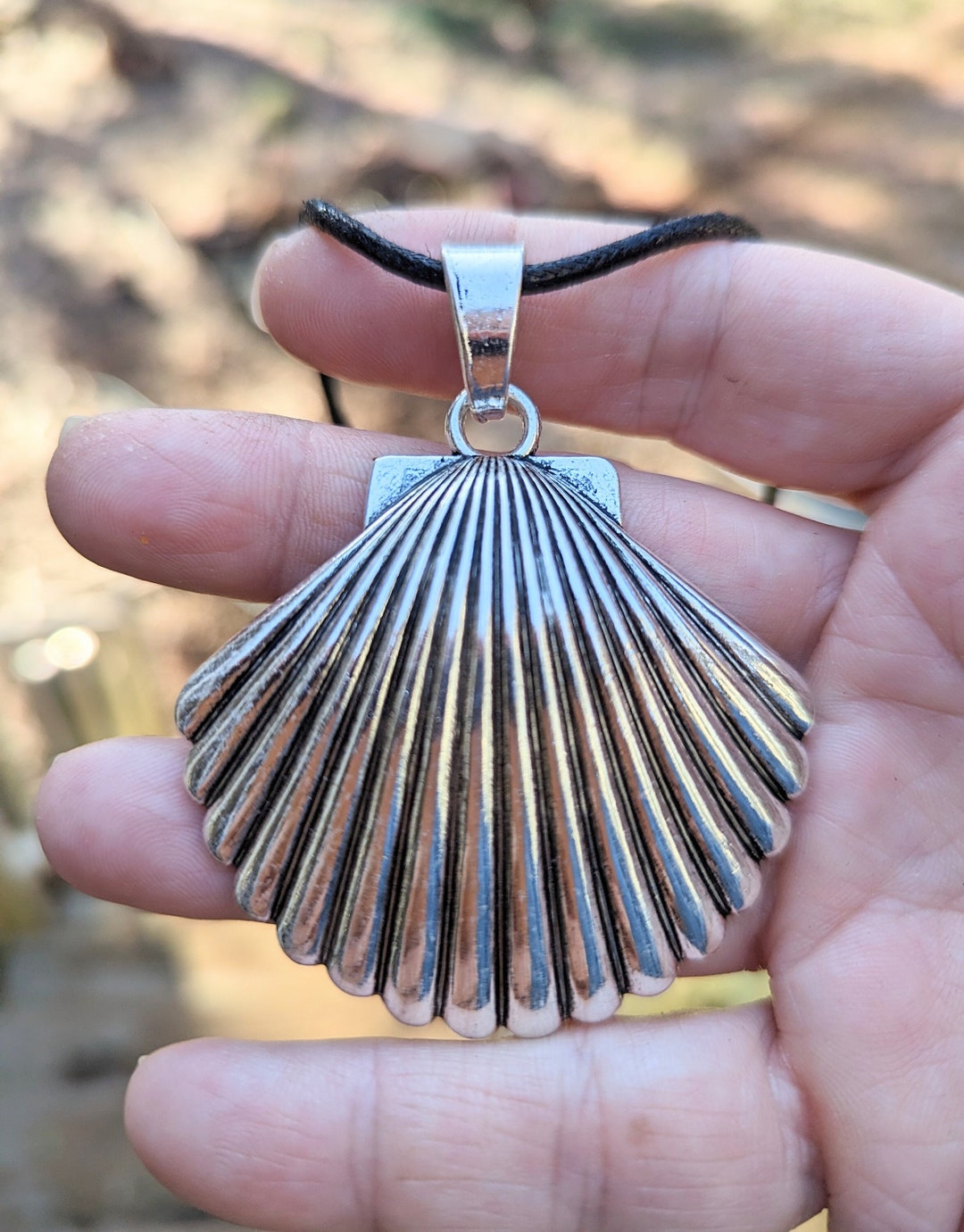 Large Scallop Shell Pendant Necklace/ Antique Silver / - Etsy