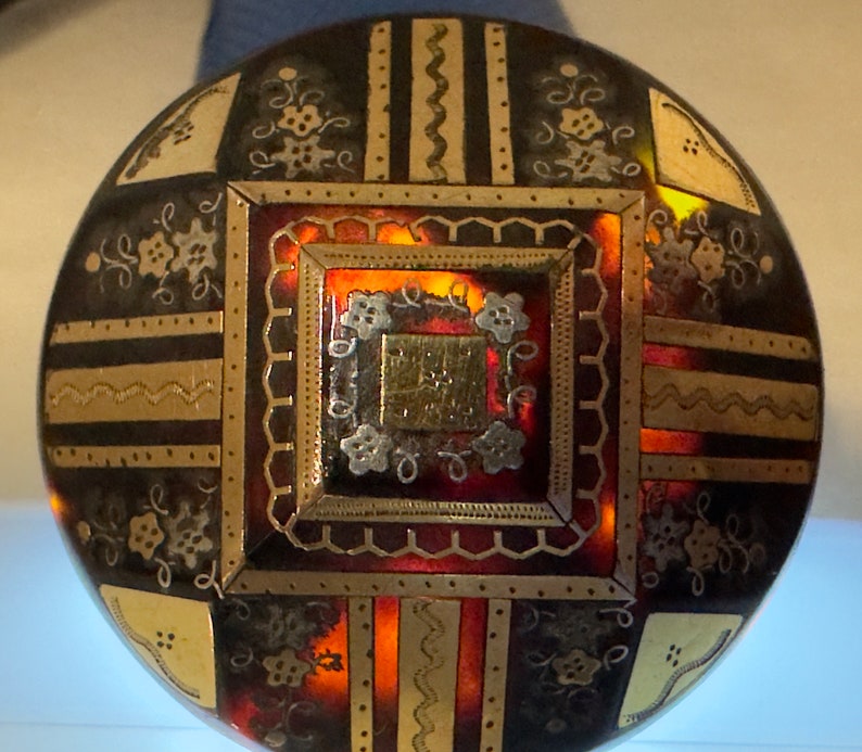 Antiqu Victorian 18k Gold and Silver Inlaid Tortoiseshell Pique Brooch ...
