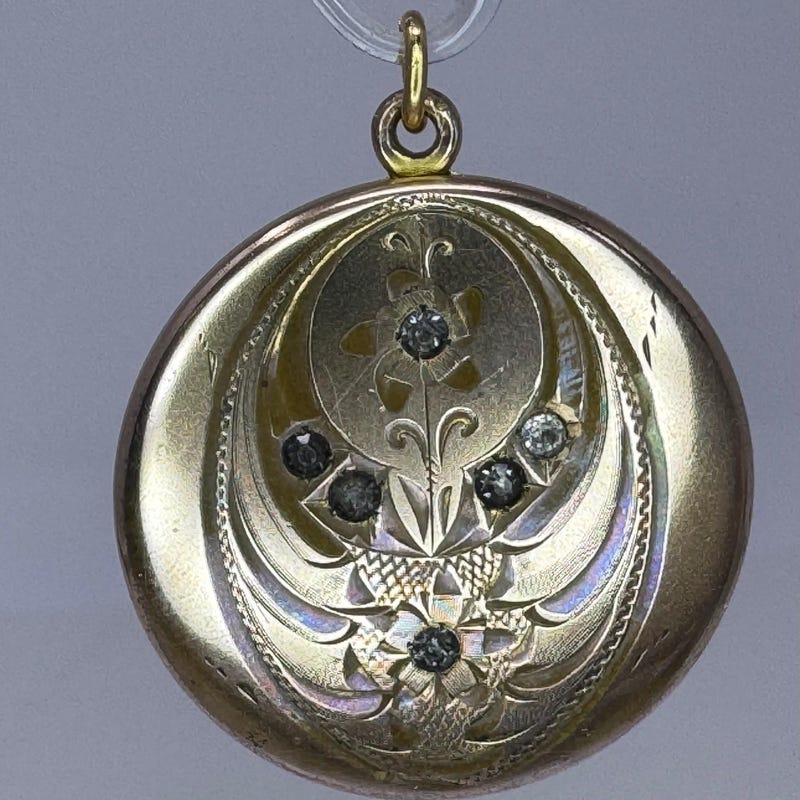 Victorian Locket - Etsy