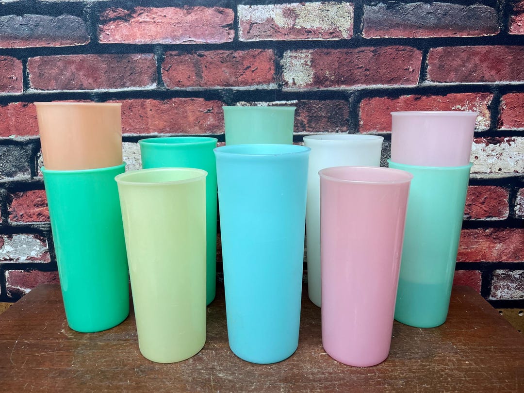 Lot of 11 Vintage Tupperware Cups - Etsy
