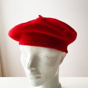 Vintage 80s Red Wool Beret: Paris Fashion Accessory - Etsy