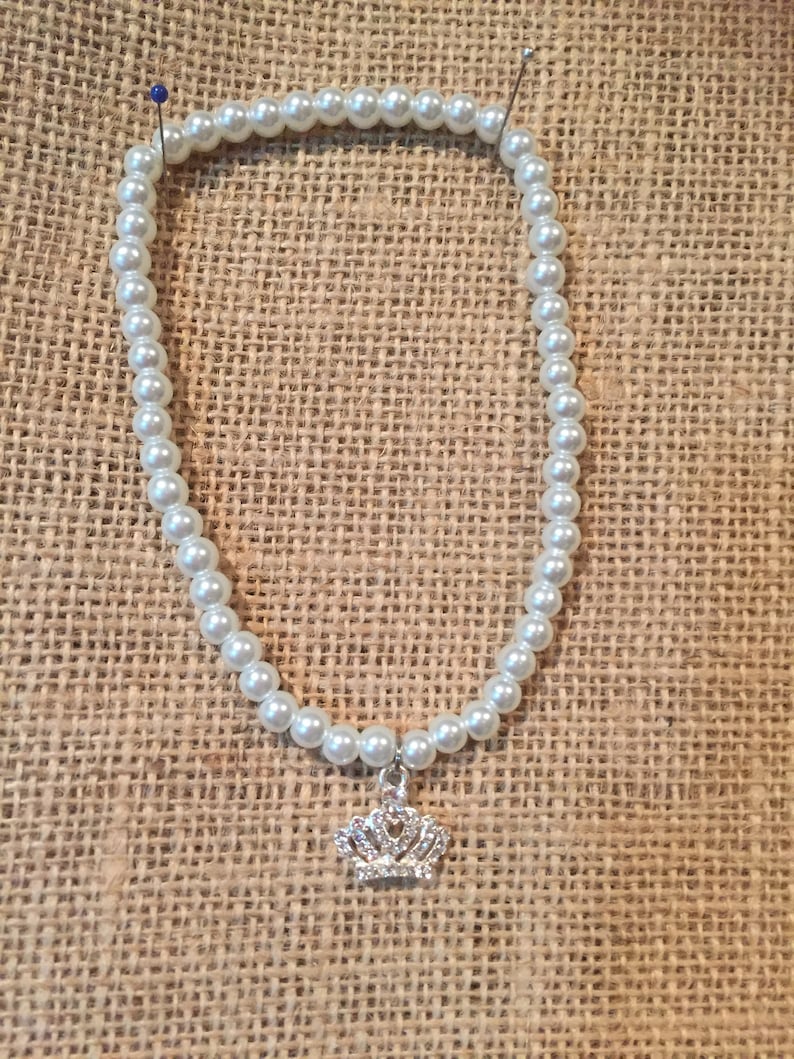 Glass Pearl Dog or Cat Stretch Necklace With a Rhinestone Charm - Etsy