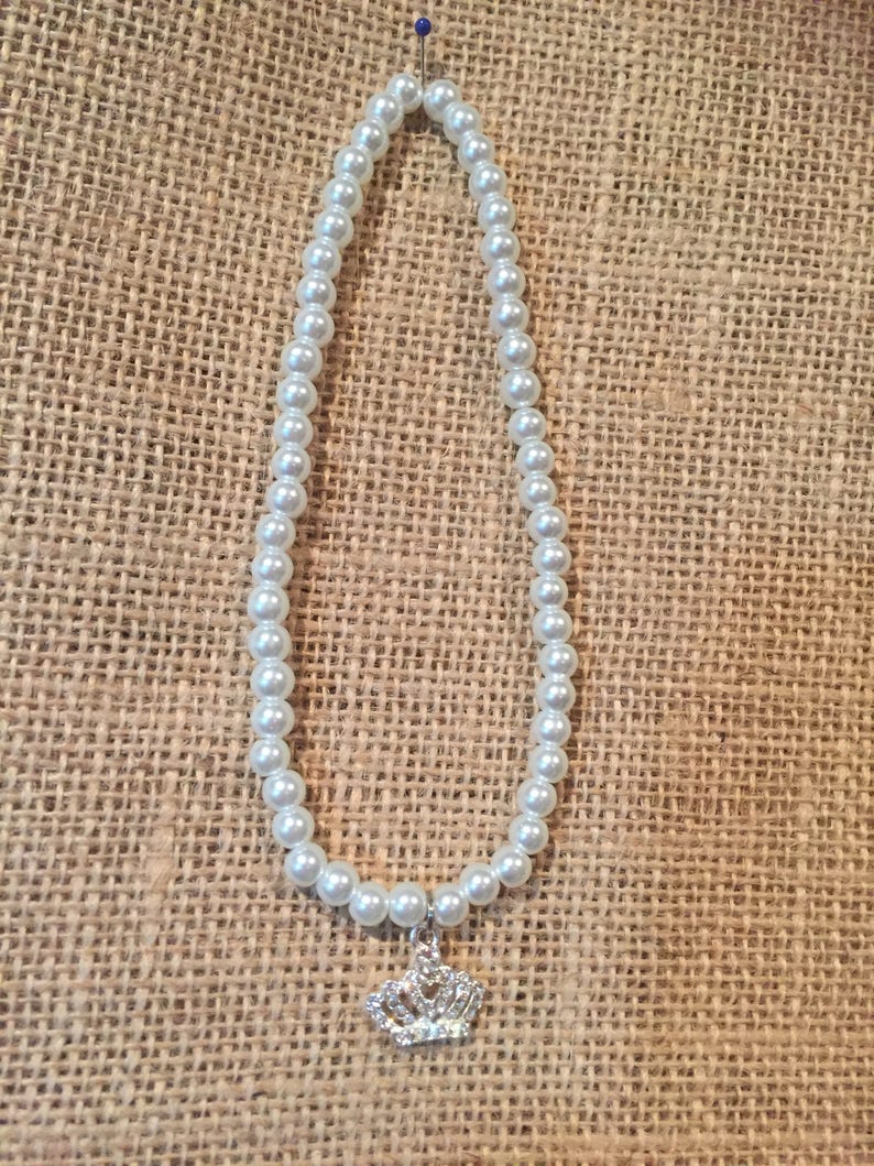 Glass Pearl Dog or Cat Stretch Necklace With a Rhinestone Charm - Etsy