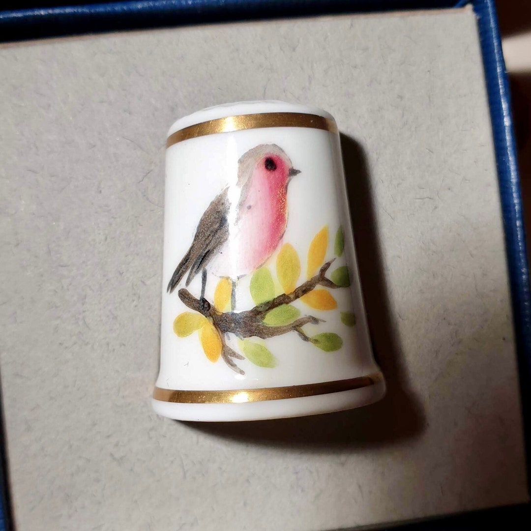 Pretty Vintage Thimble Royal Worcester Thimble Hand Painted China ...