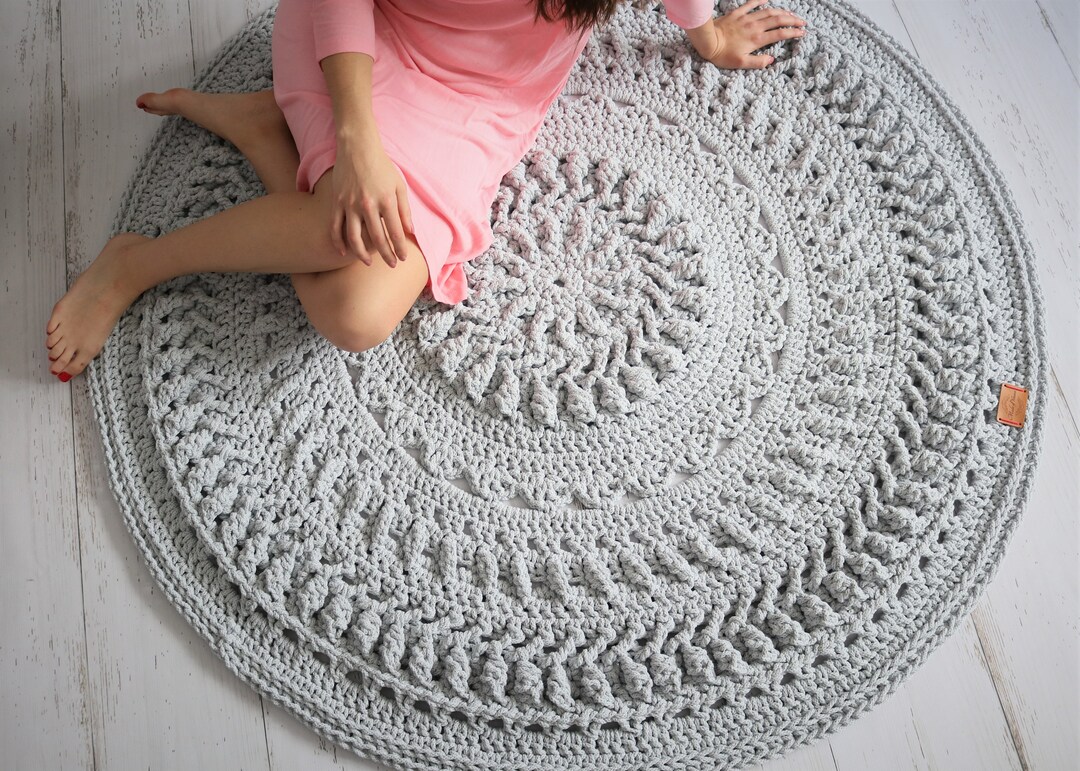 Handmade Modern BIG Structure Gray Round Doily Rug, Many Sizes, Colors ...