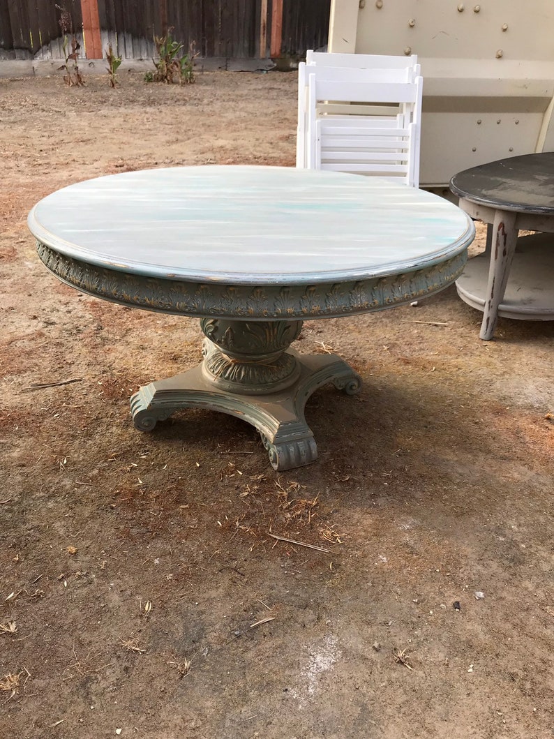 Solid Oak Round Coffee Table. Distressed Farmhouse Chalk Paint - Etsy