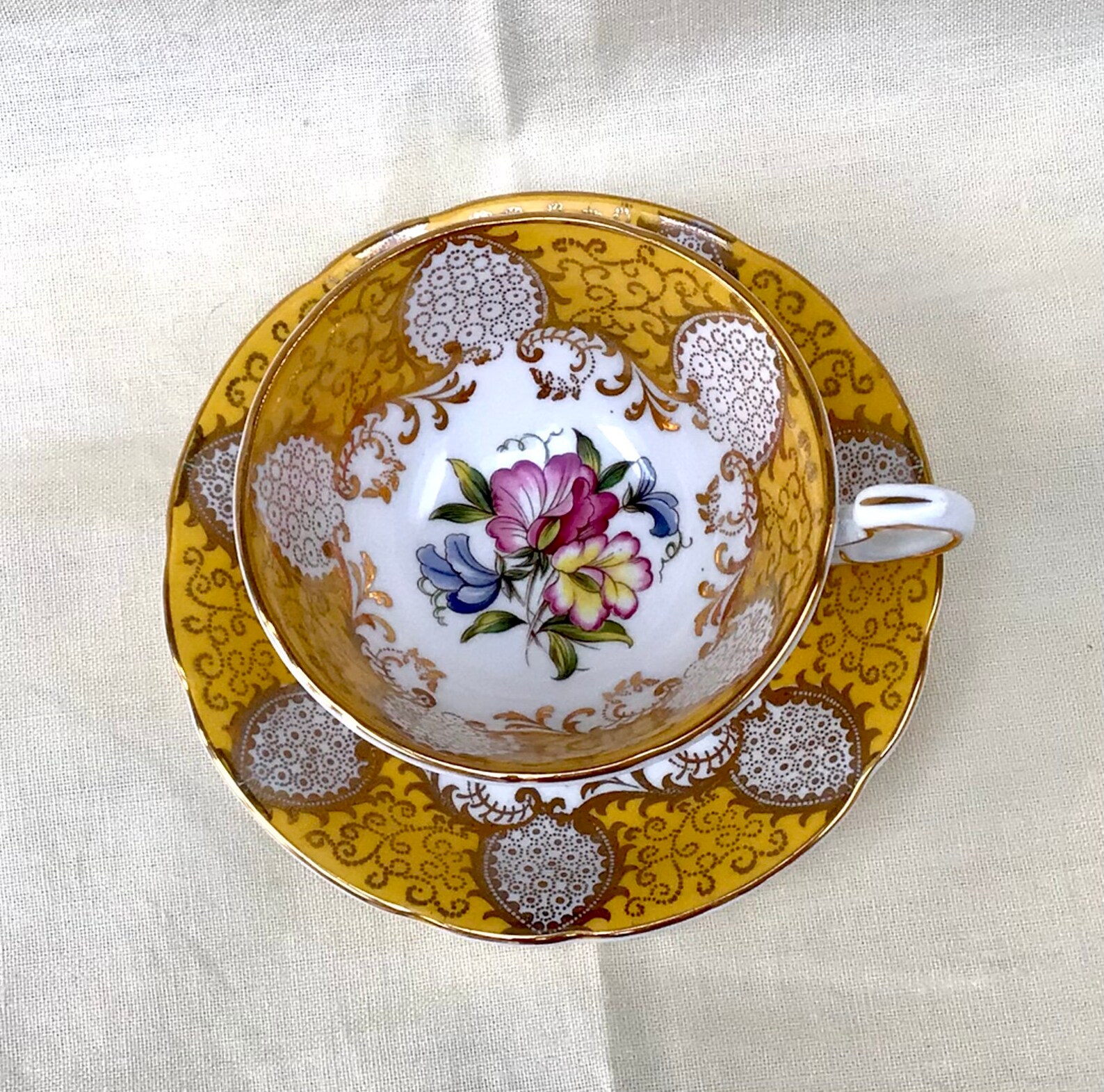 Paragon Vintage 1960s Yellow and Gold Floral Oleander Shape - Etsy