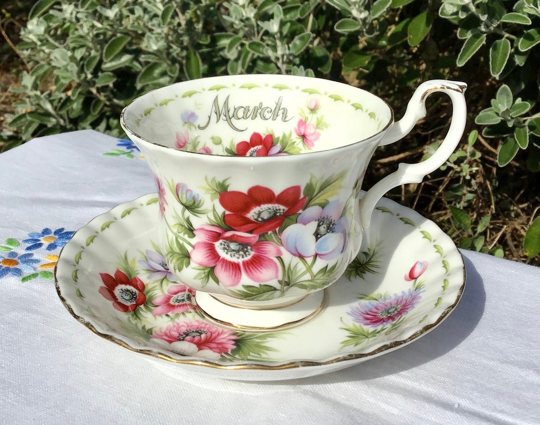 Royal Albert March Anemones Teacup Saucer: Flower Month Series Bone ...