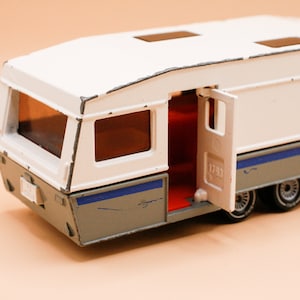 Vintage Caravan Camper Trailer | Collectible Diecast Travel Car Scale Model | Siku | Made in ...