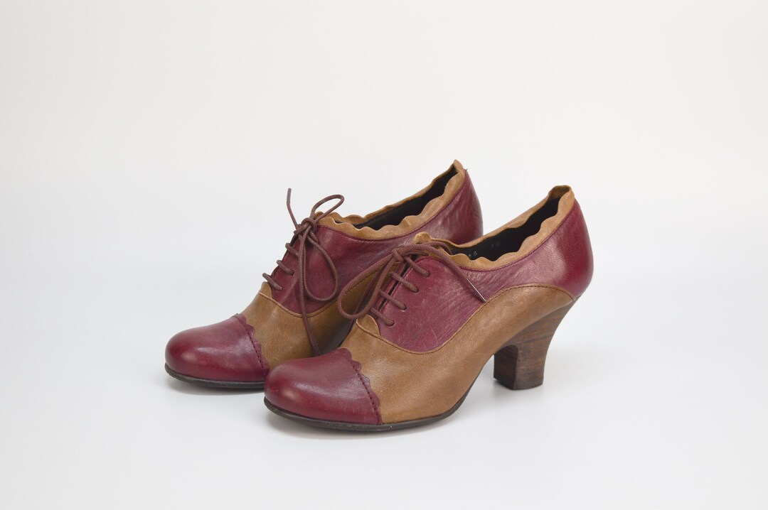 Vintage Leather Oxford Spectator Heels in Burgundy and Tan | Two Tone ...
